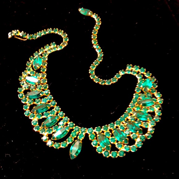 Jewelry | Vintage Green Rhinestone Necklace | Poshmark